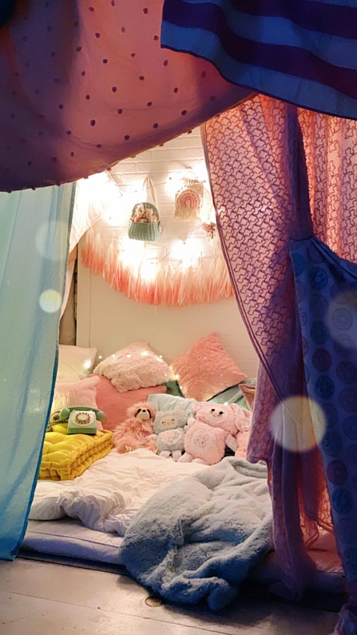 Snuggle Fort Contest - Live Sweet