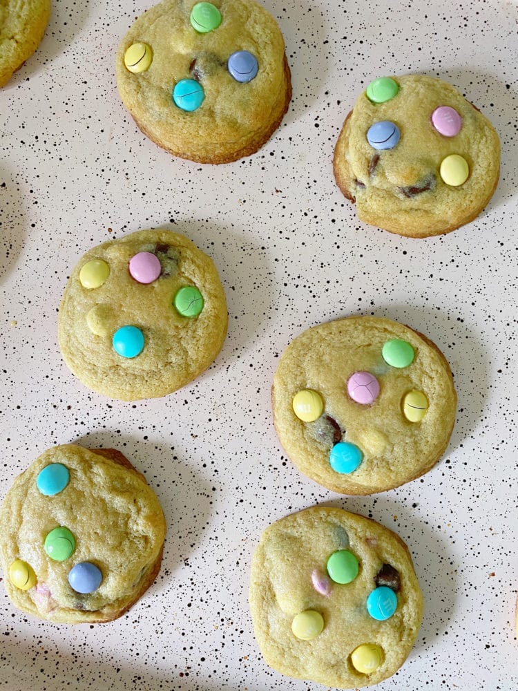 M&M Chocolate Chip Cookies! - Live Sweet
